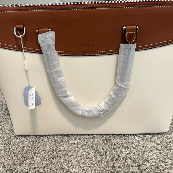 Cluci | Bags | Cluci Womens Cream And Brown Laptop Bag | Poshmark
